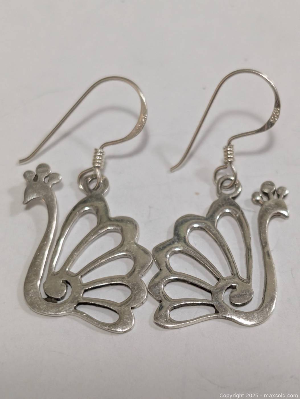 Silver Peacock Motif Drop Earrings 2.49g | Maxsold