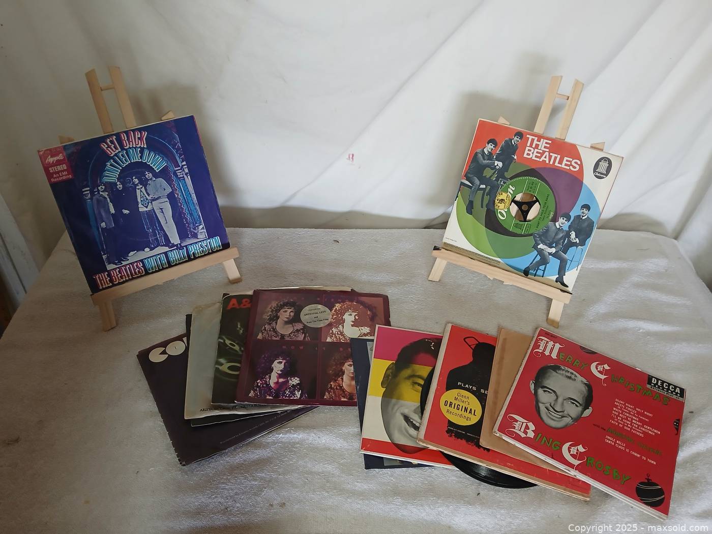 Assorted vinyl records – Beatles & more | Maxsold