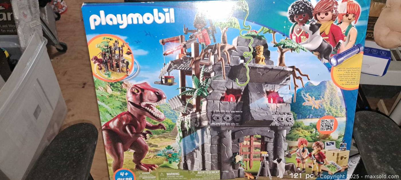 Playmobil 9429 Hidden Temple with T-Rex Building Set | Maxsold