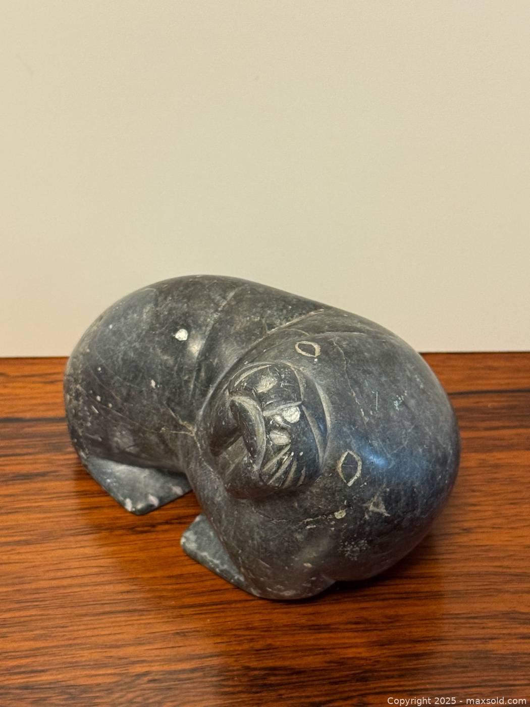 Inuit Soapstone Seal Carving | Maxsold