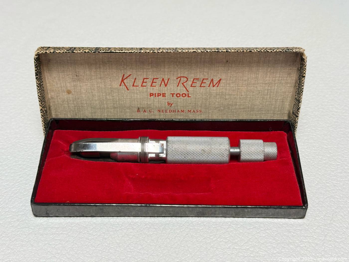 Kleen Reem pipe cleaning tool with box | Maxsold