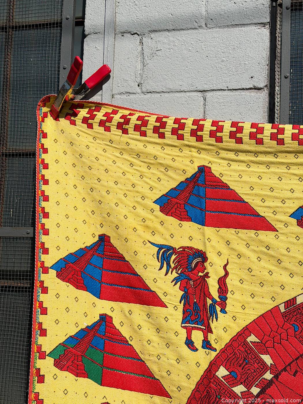 Vintage Mayan/Aztec Zodiac Wall Tapestry | Maxsold