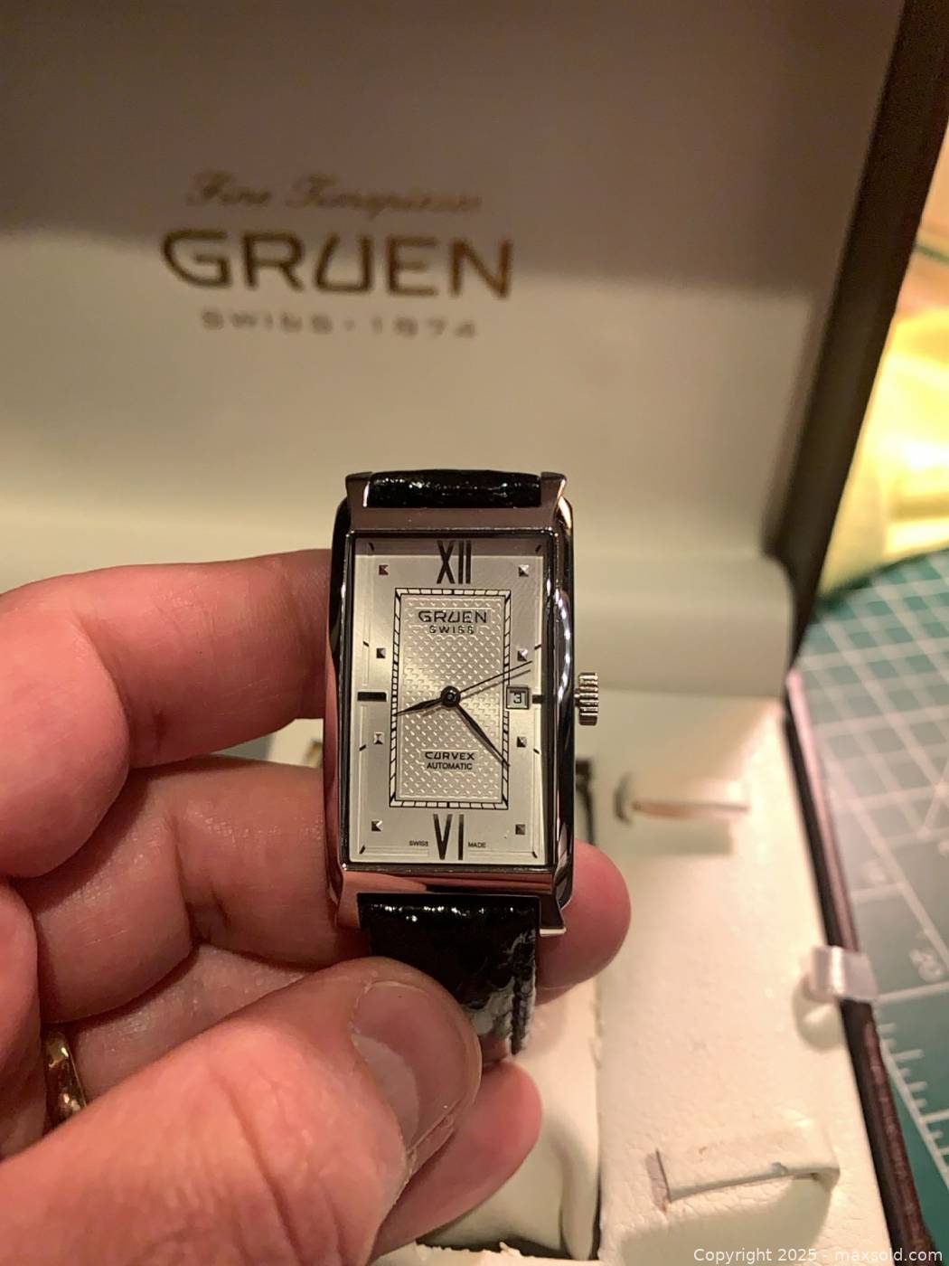 Gruen Curvex Automatic GSC11-3 Watch | Maxsold