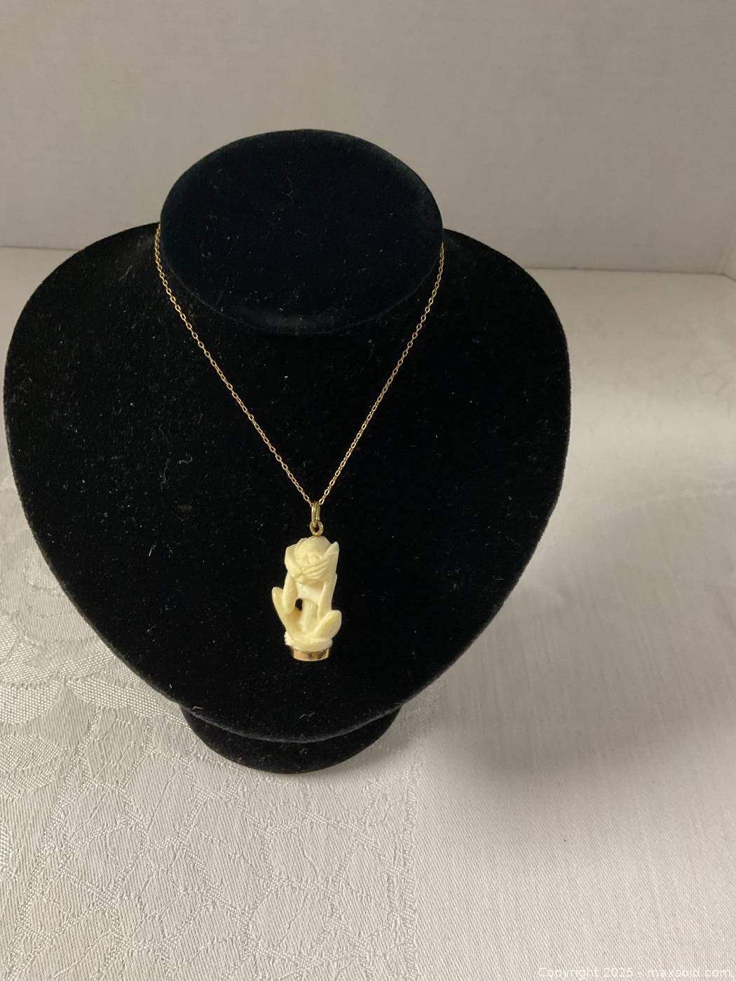 10K Gold Necklace With 14K Gold & Bone Monkey Pendant | Maxsold