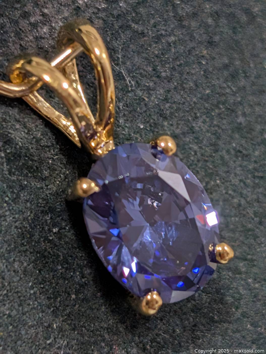 Silver Iolite Pendant | Maxsold