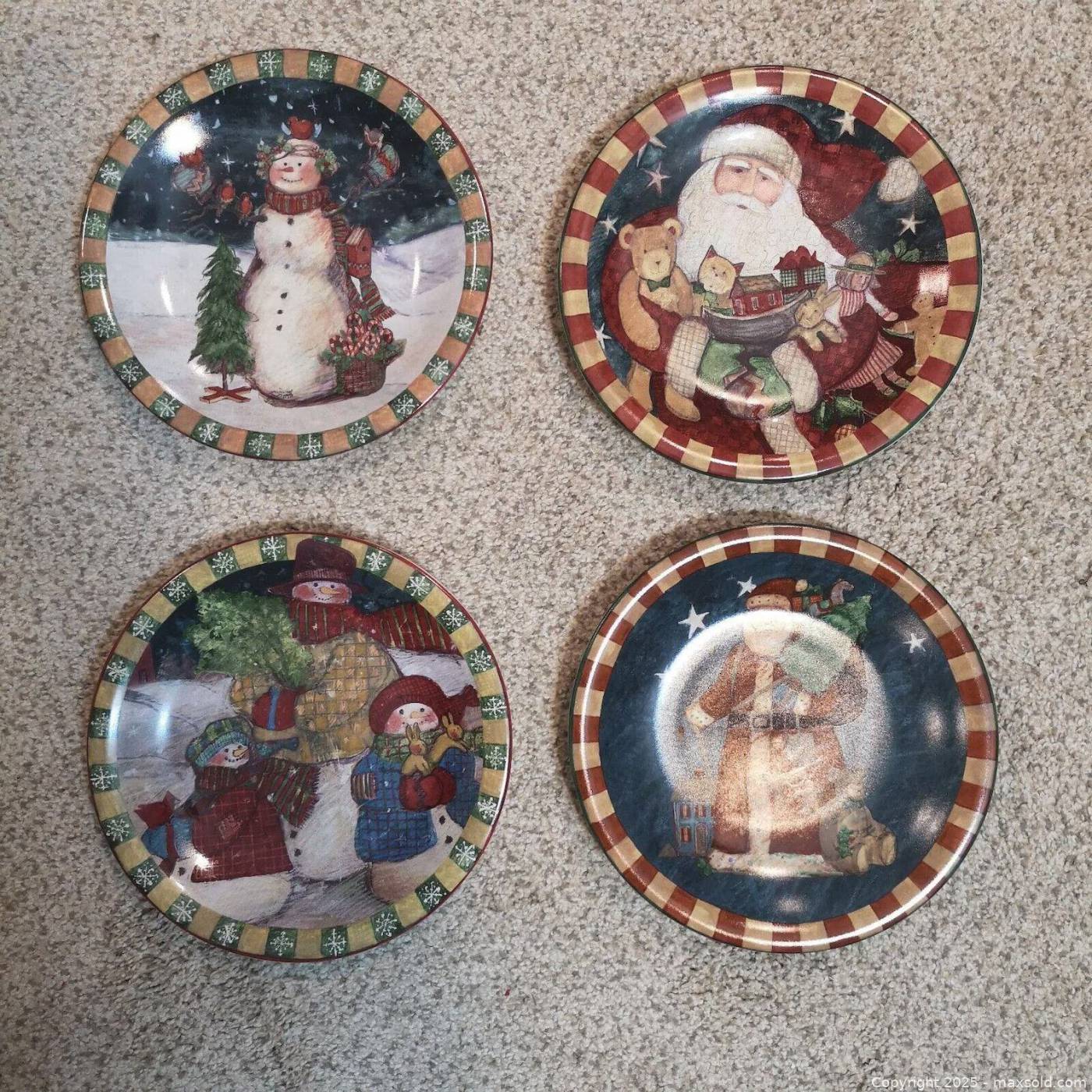 Certified International 8" Holiday Plates Set | Maxsold