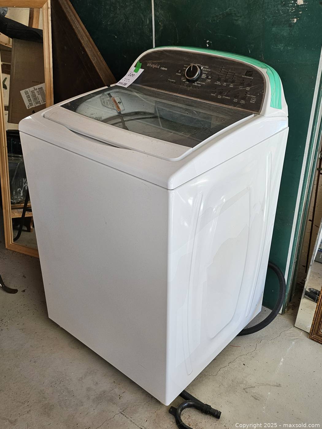 Whirlpool Cabrio top load washer | Maxsold