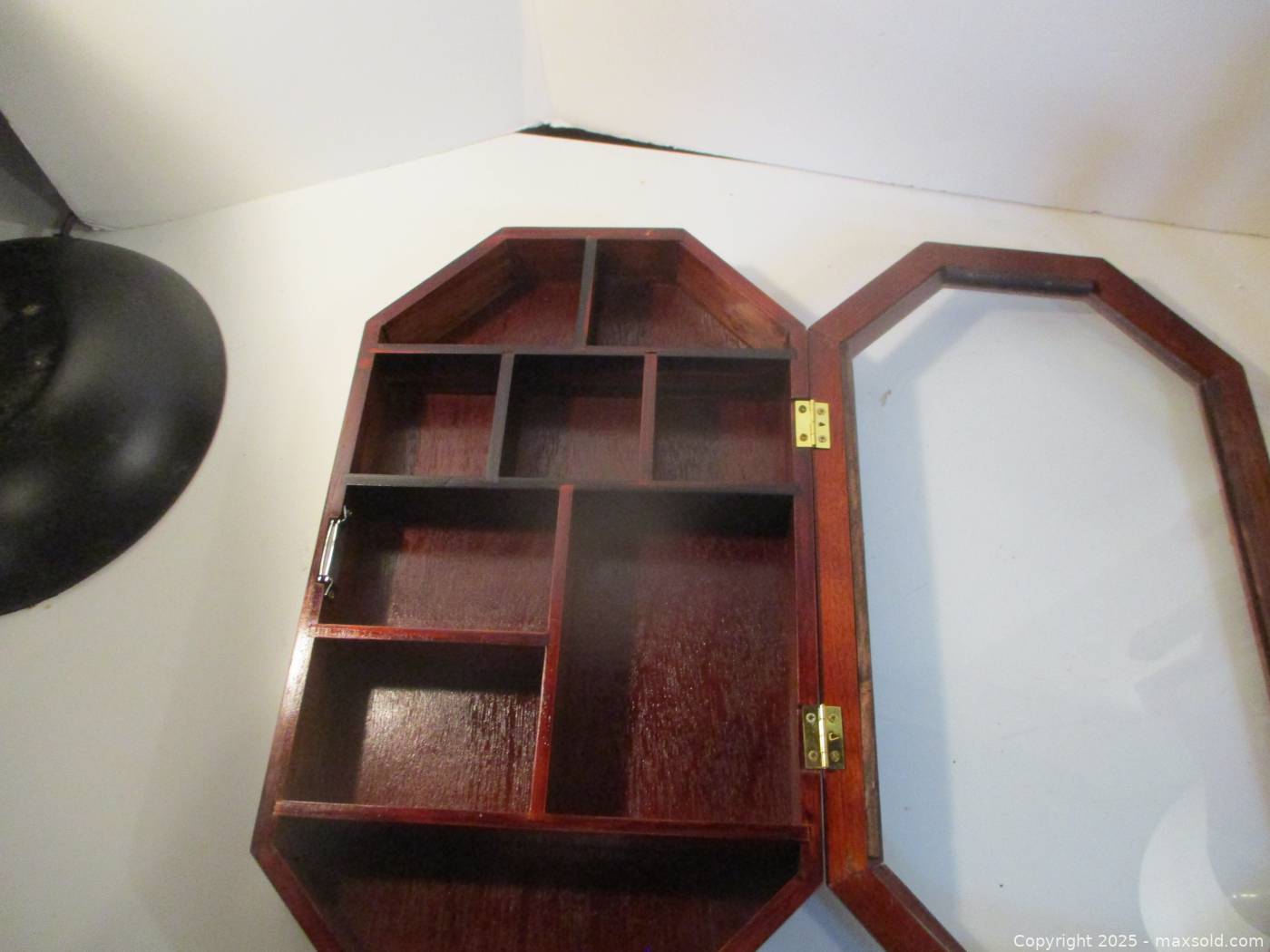 Wood wall display cabinet 16" x 9" x 2" | Maxsold