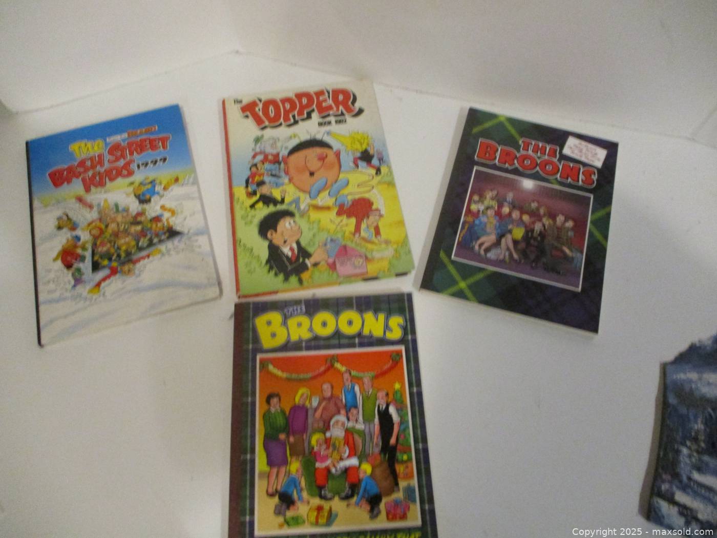Vintage British comic annual books | Maxsold