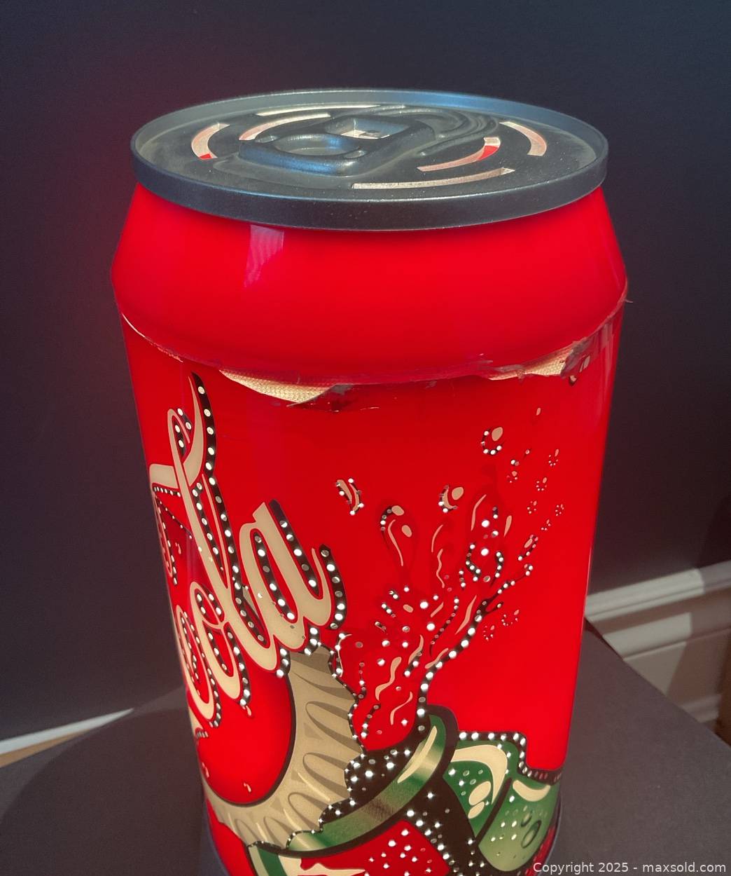 Coca-Cola can rotating lamp | Maxsold