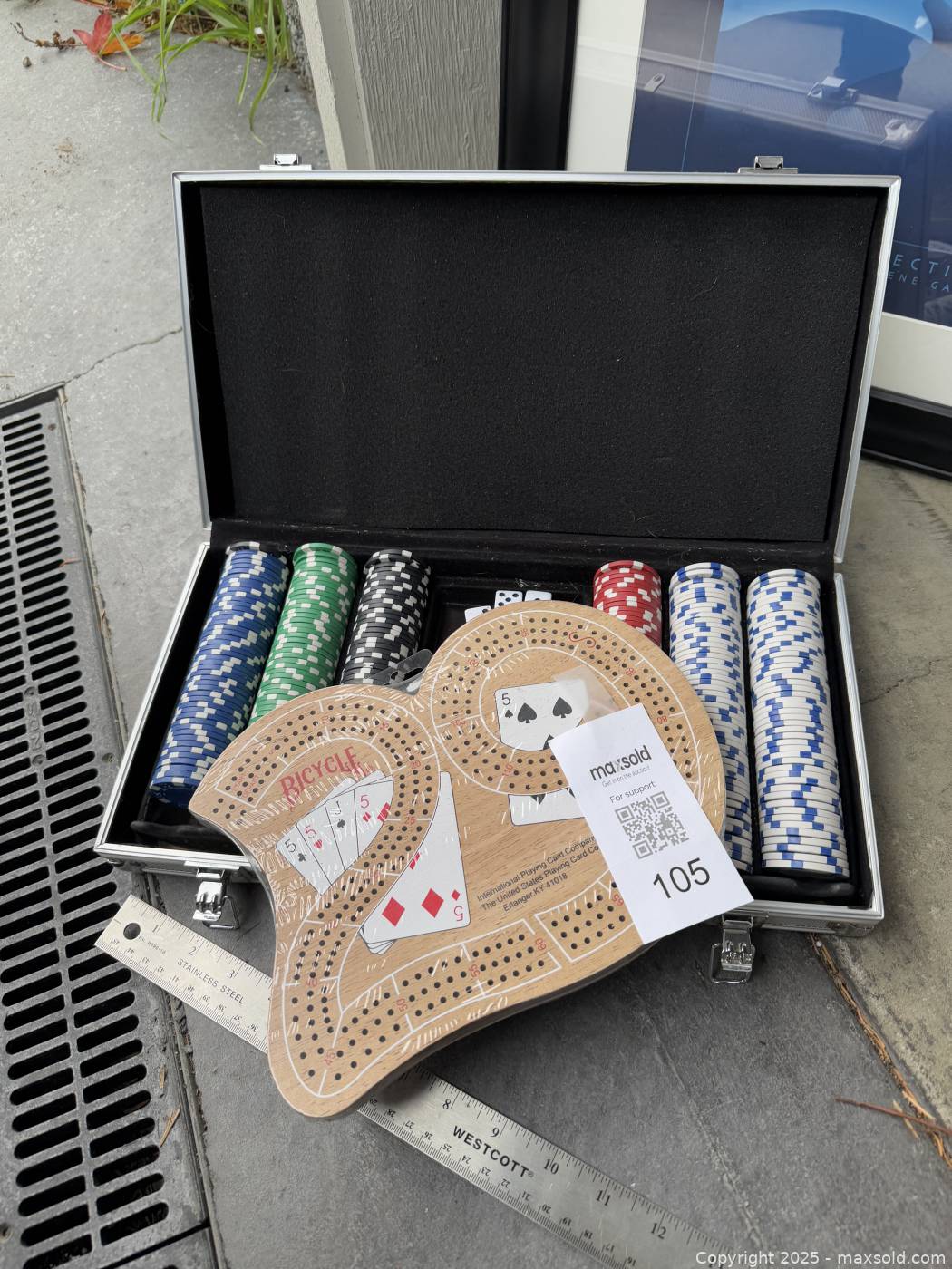 Poker chip set in steel case & new cribbage board | Maxsold