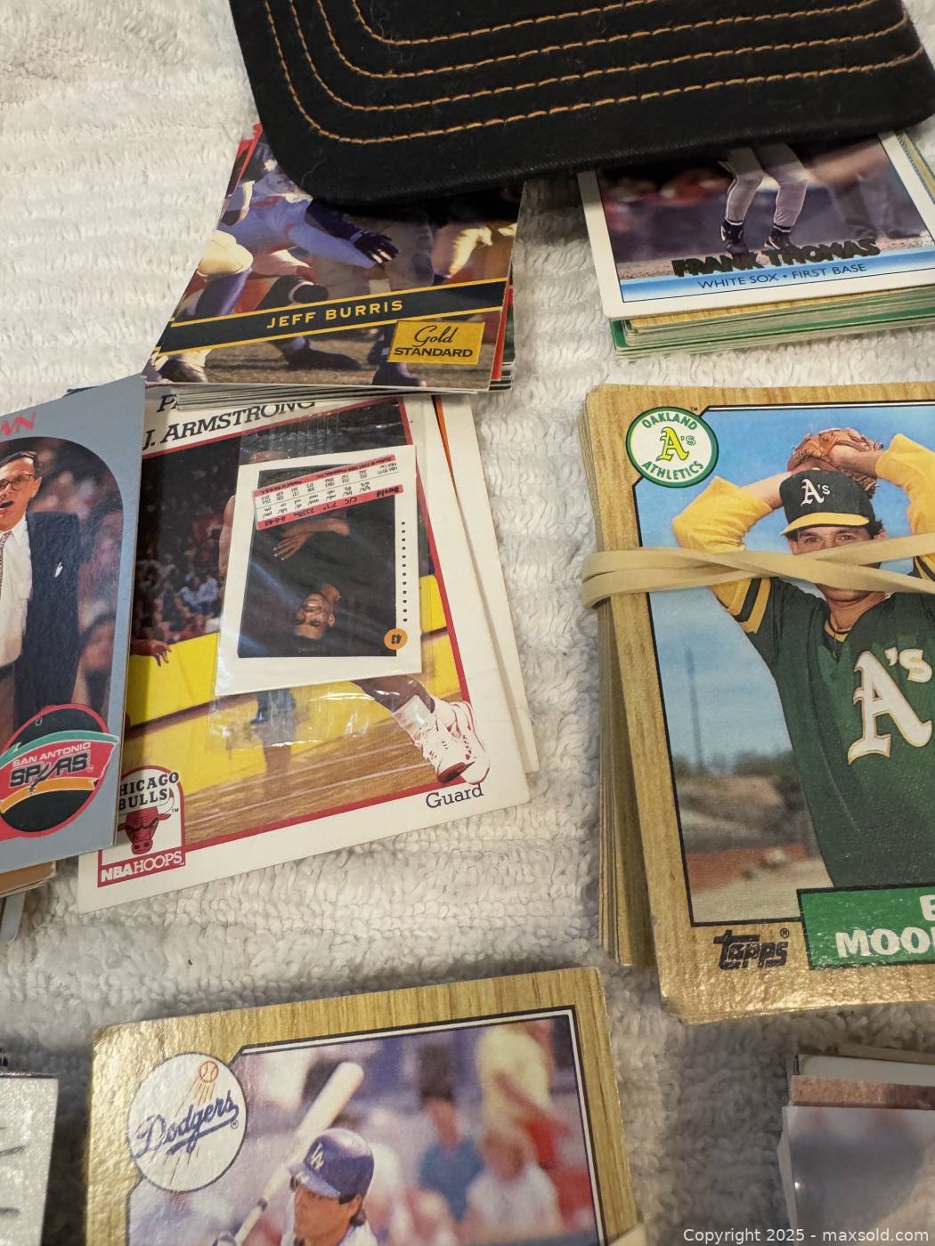 Large lot sports trading cards, cap, bobblehead | Maxsold