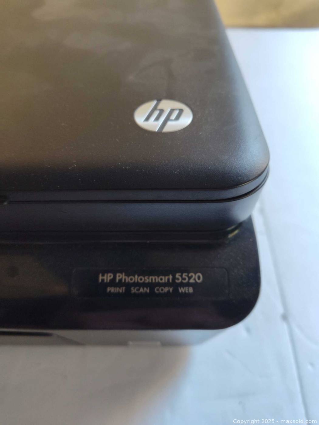 HP Photosmart 5520 all-in-one printer | Maxsold