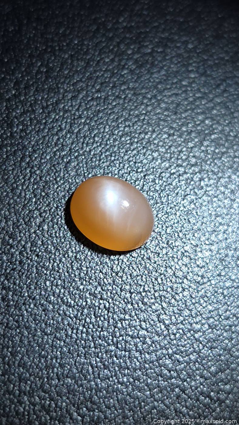 Natural Peach Moonstone Cabochon 5.09ct | Maxsold