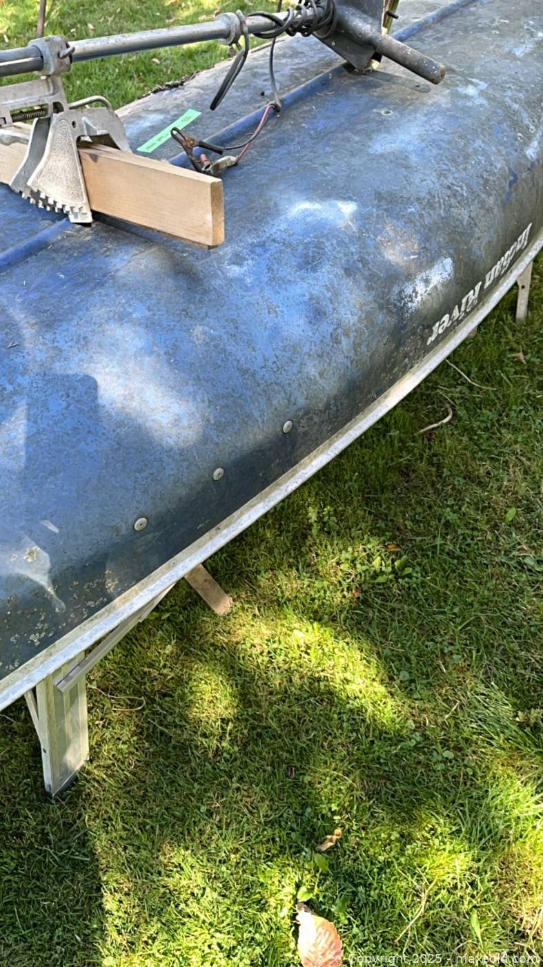 Indian River 12-ft Canoe With Shakespeare Wondertrail Trolling Motor ...