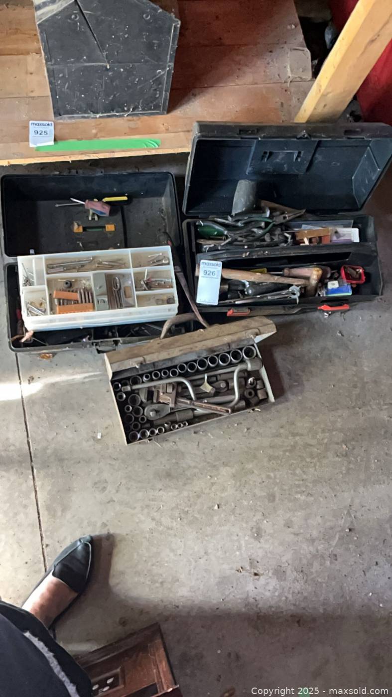 Hand tools, sockets, hardware with toolboxes | Maxsold