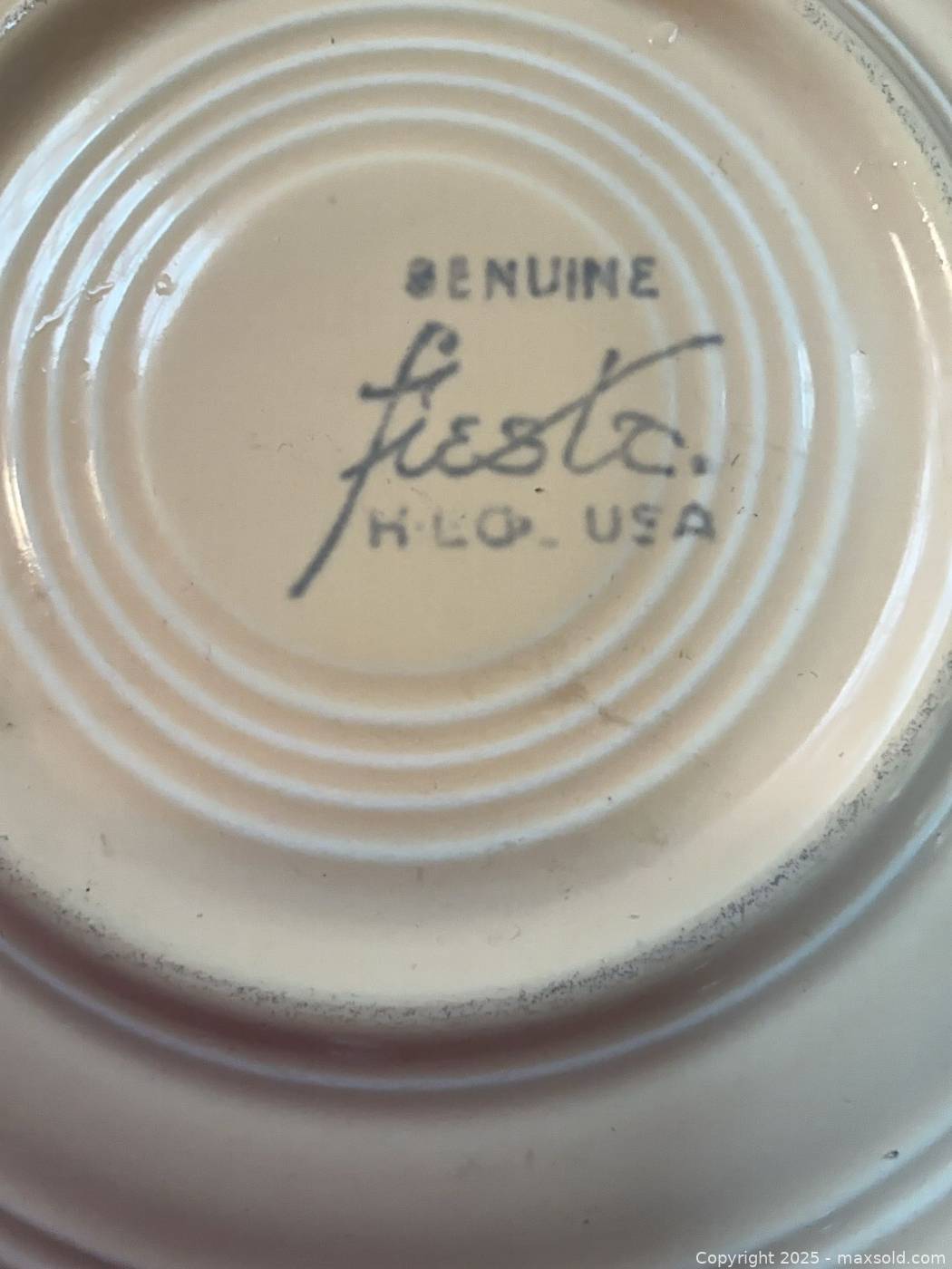 Fiesta red dinnerware, 9 pieces | Maxsold