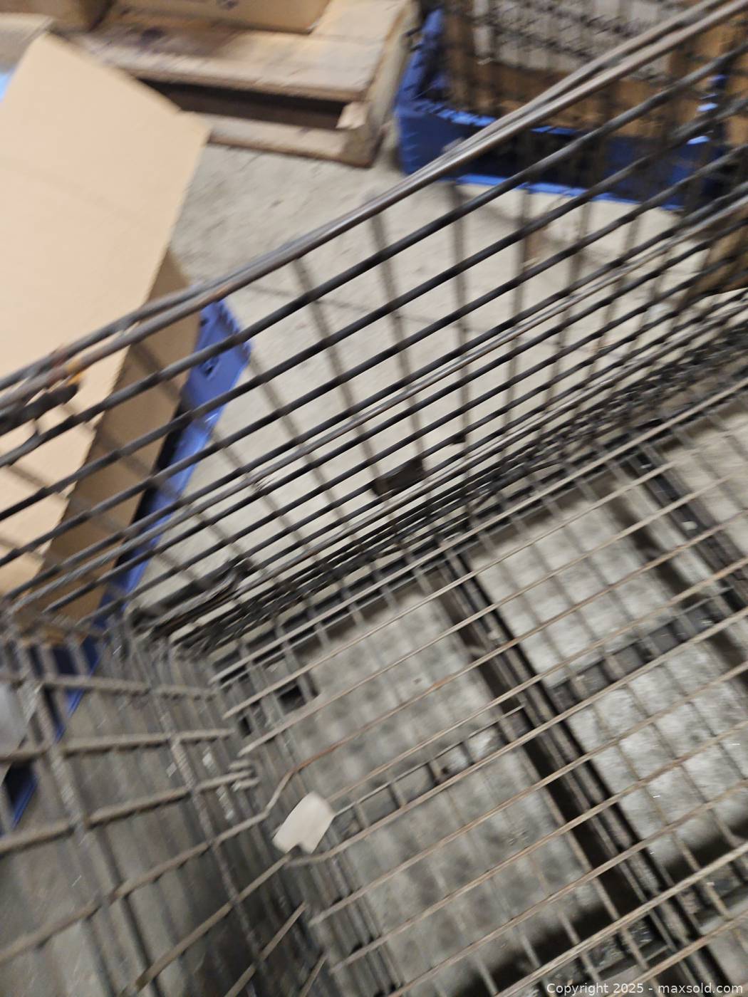 Collapsible steel wire mesh pallet cage | Maxsold