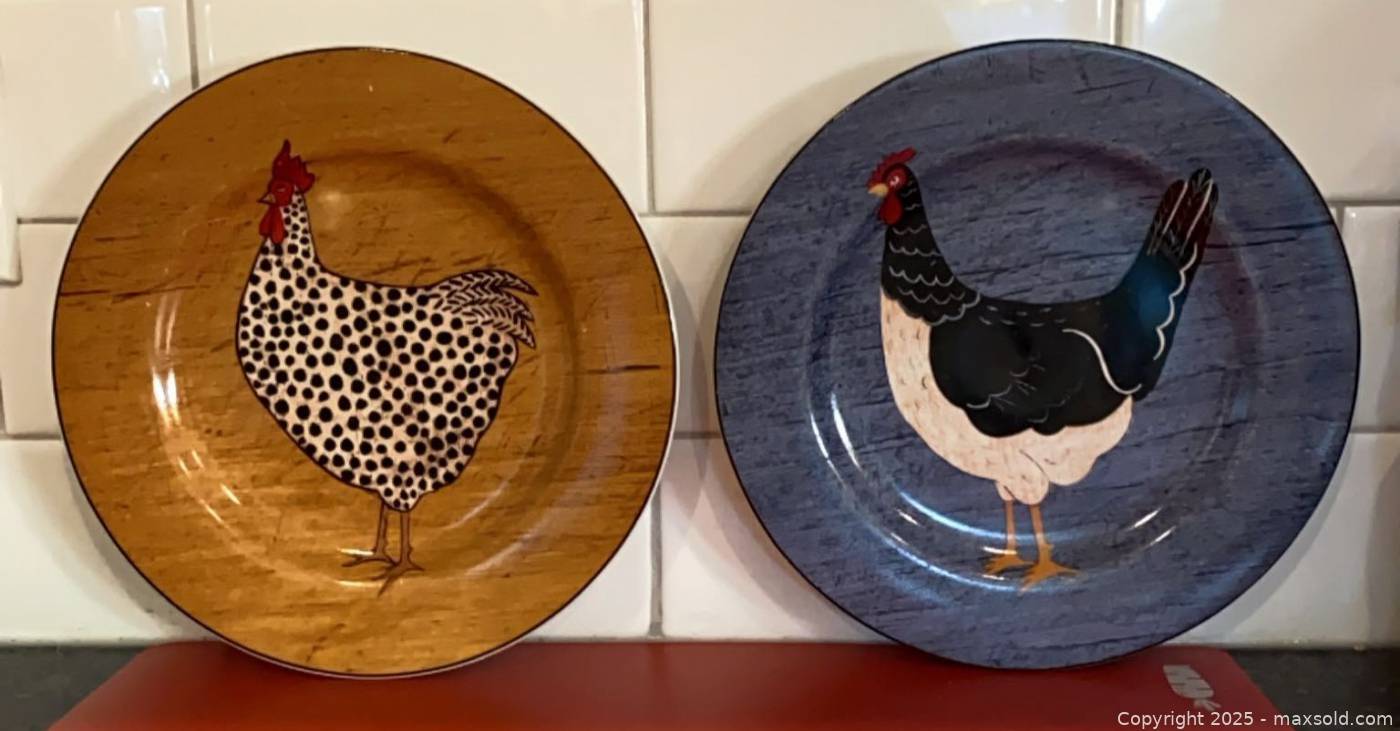 Sakura hen and rooster large dinner plates | Maxsold