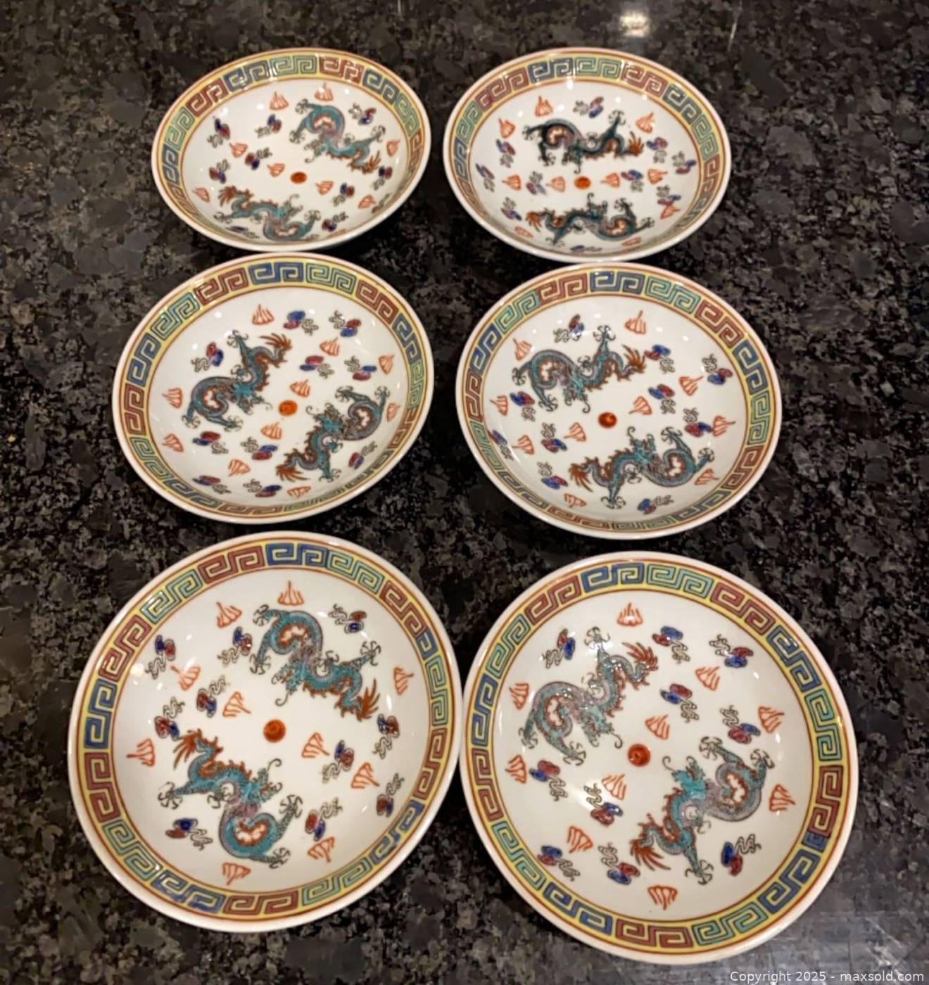 Set of six vintage Chinese dragon porcelain dishes | Maxsold