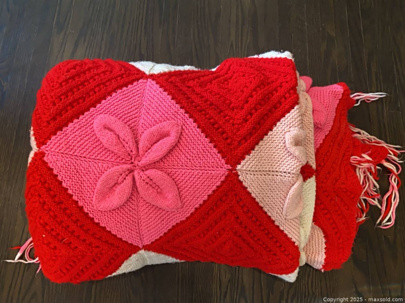 Handmade crocheted afghan blanket 8' x 6' | Maxsold