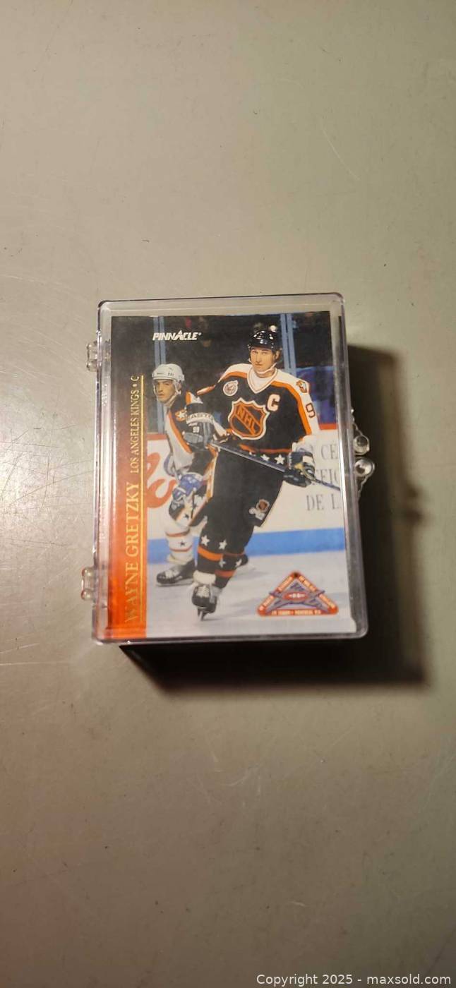 Pinnacle hockey trading cards with case | Maxsold