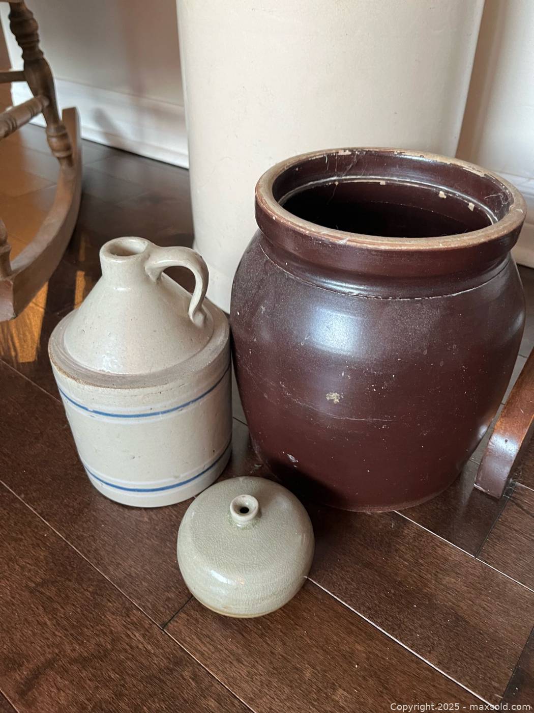 Stoneware crock, finger jug and inkwell | Maxsold