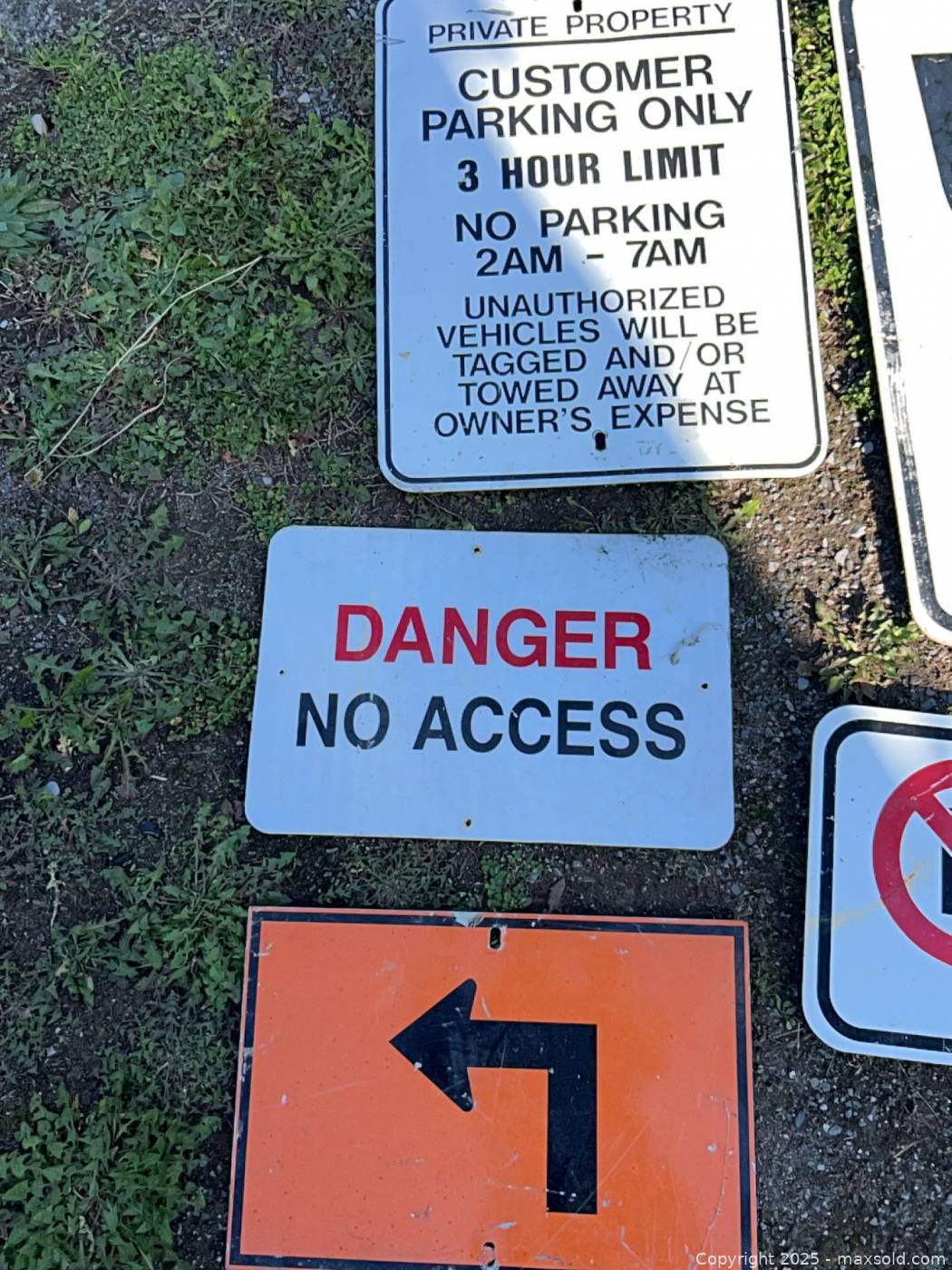 Assorted Aluminum Traffic Signs, 7 | Maxsold