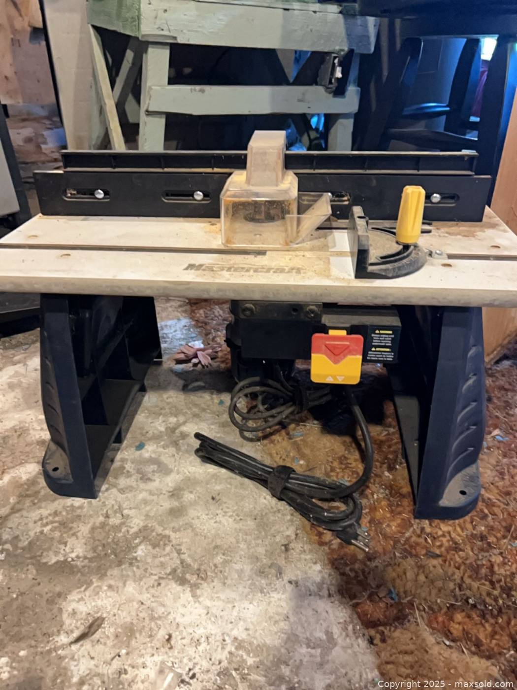 Mastercraft benchtop router table set | Maxsold