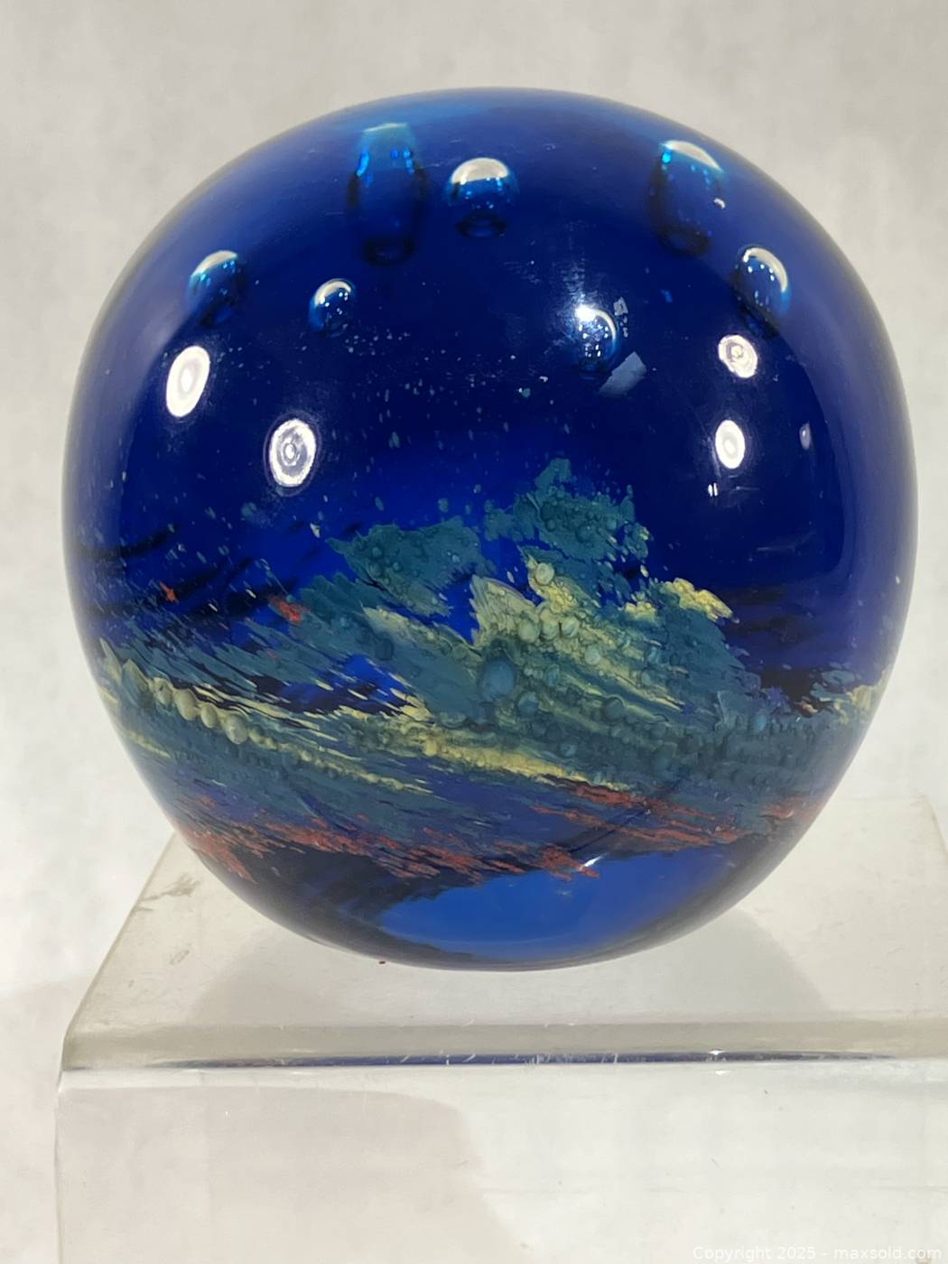 Cobalt blue hand blown art glass paperweight | Maxsold