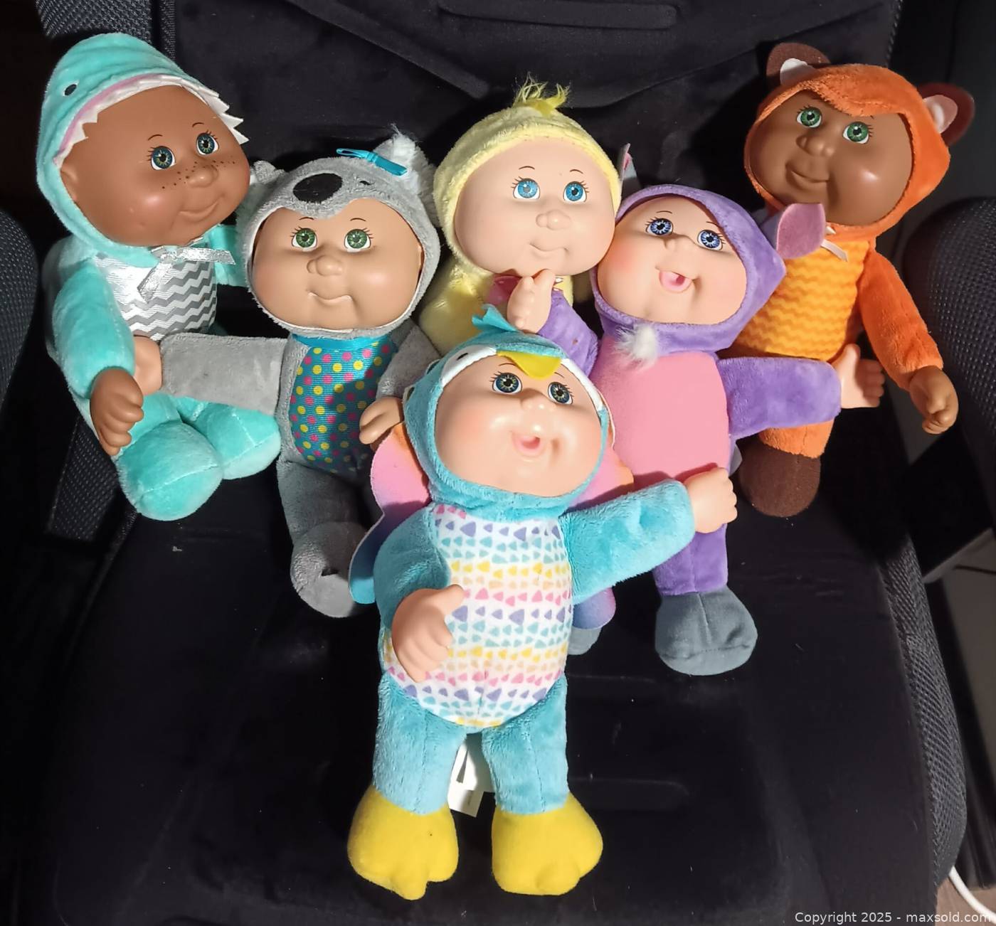 Cabbage Patch Kids Cuties plush dolls, 10" set of six | Maxsold