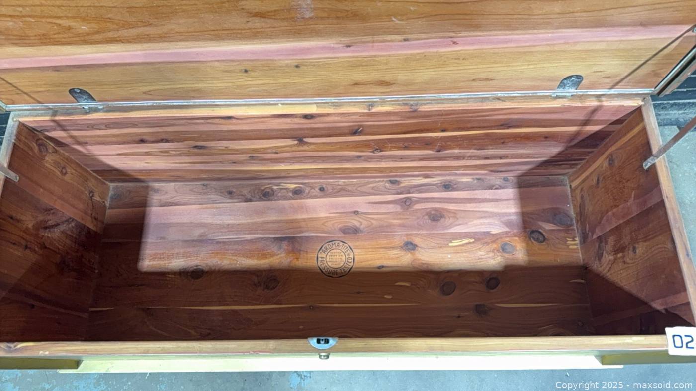Lane gilded mid-century cedar chest 46" x 18" | Maxsold