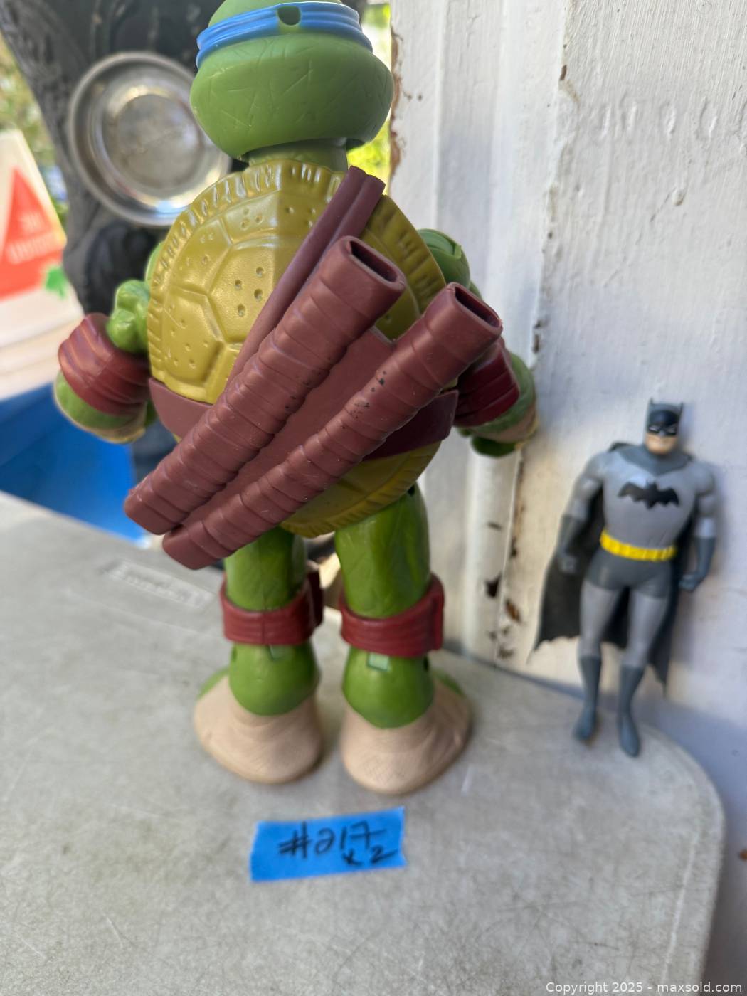 Leonardo Ninja Turtle & Batman Figures With Comic | Maxsold