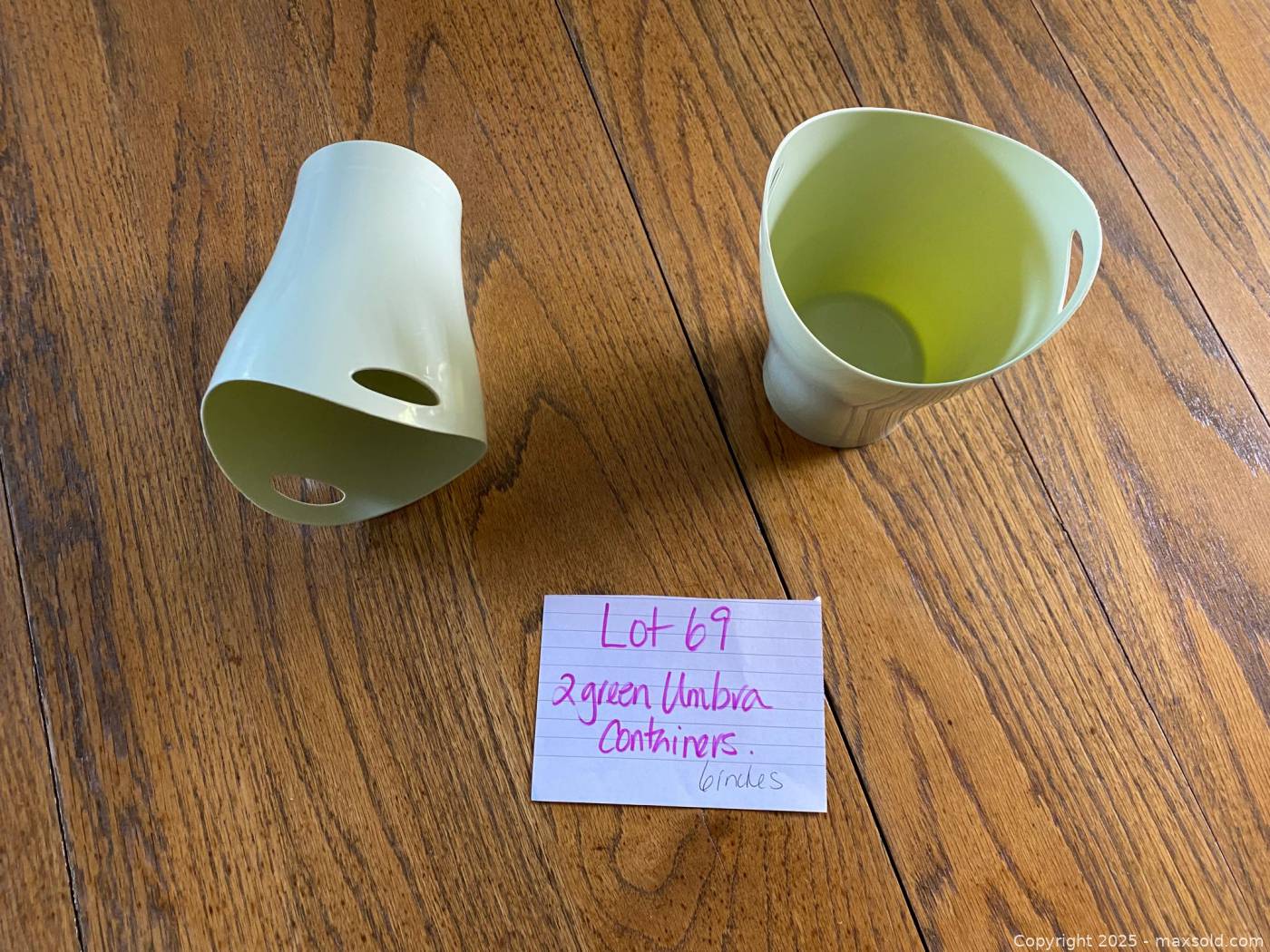 2 Umbra green storage containers | Maxsold