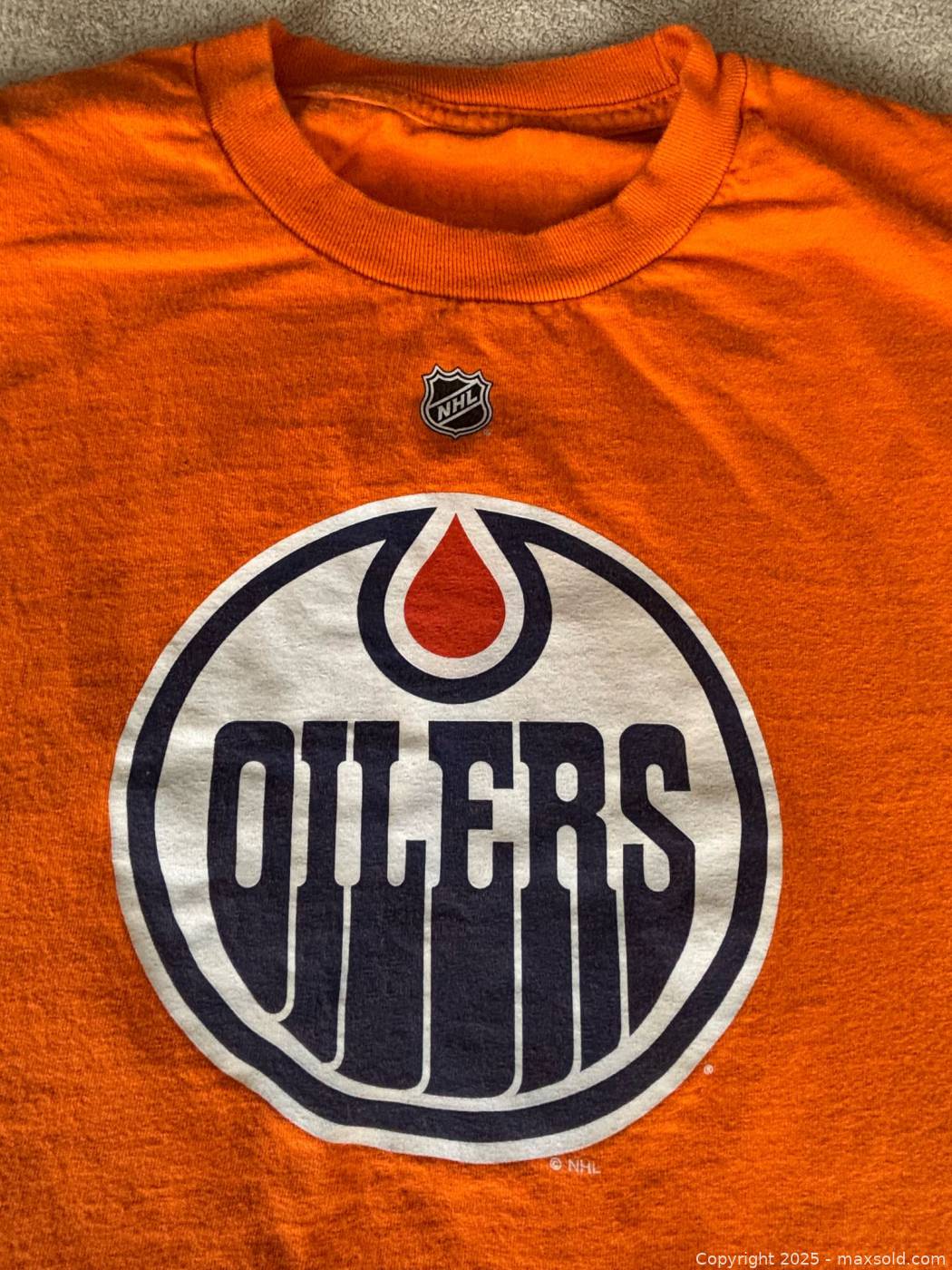 Reebok Edmonton Oilers Cam Talbot #33 T-Shirt | Maxsold