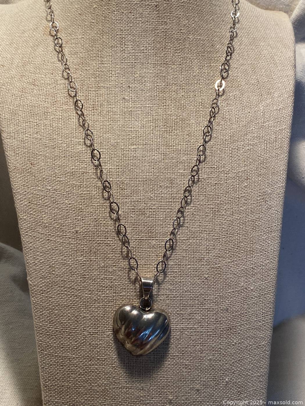 Sterling Silver Puffed Heart Pendant Necklace | Maxsold