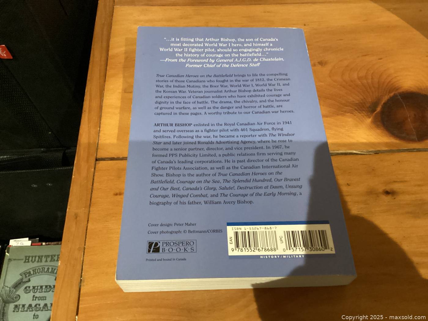 True Canadian Heroes on the Battlefield softcover book | Maxsold