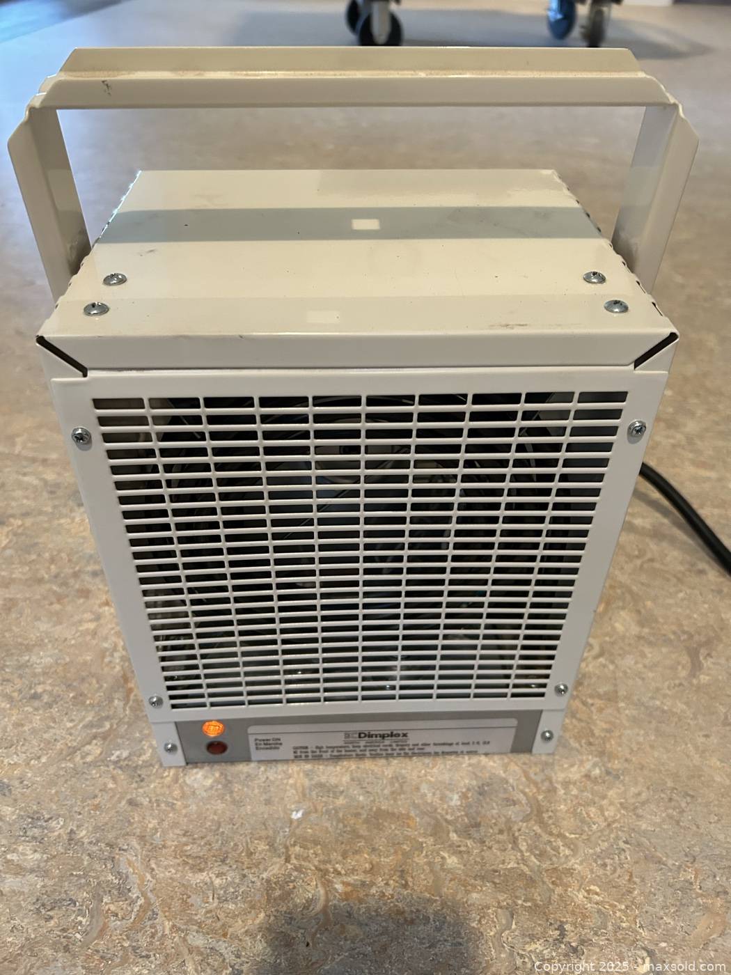 Dimplex 4000W electric shop heater with mounting bracket | Maxsold