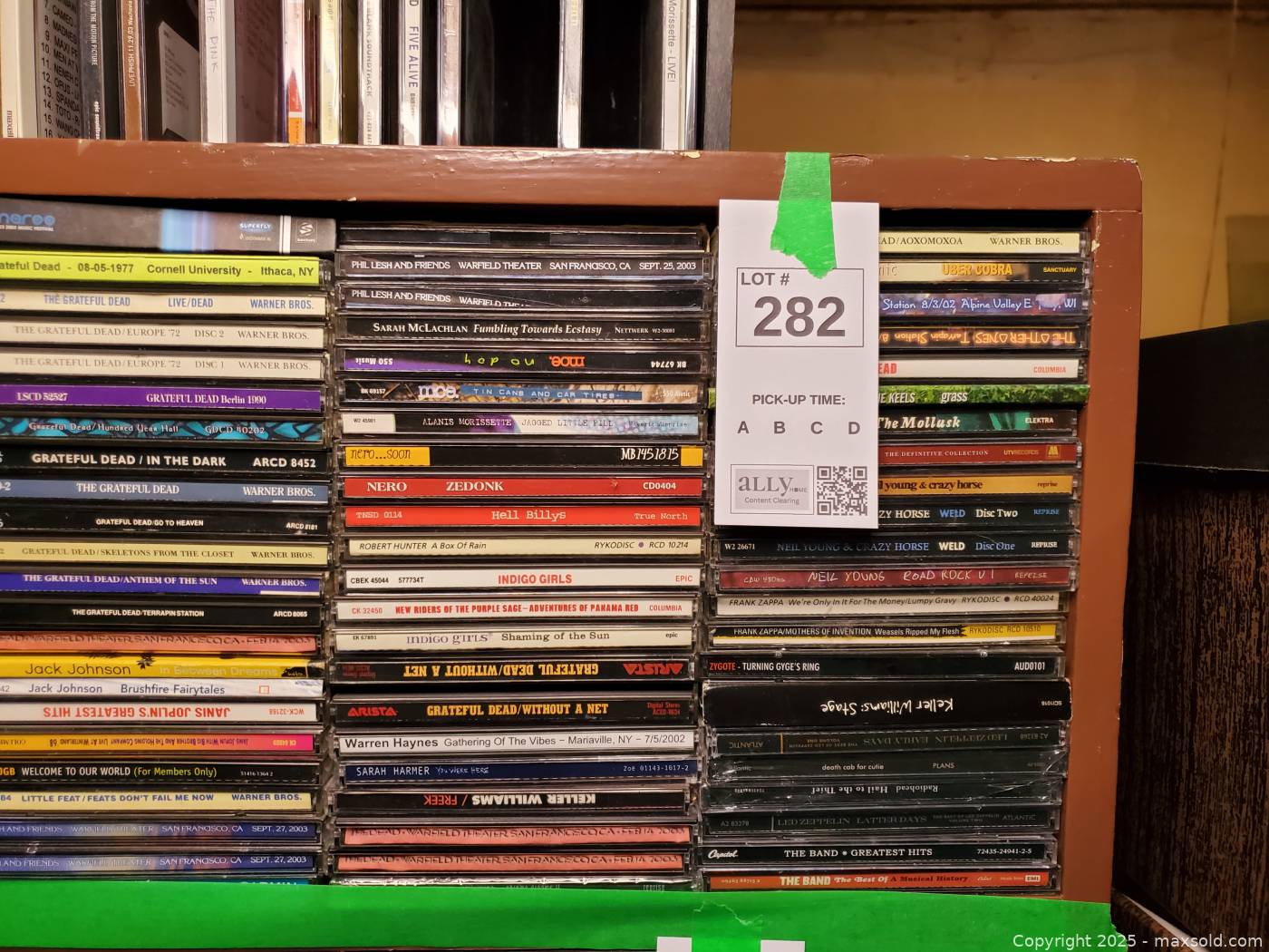 Assorted music CDs | Maxsold
