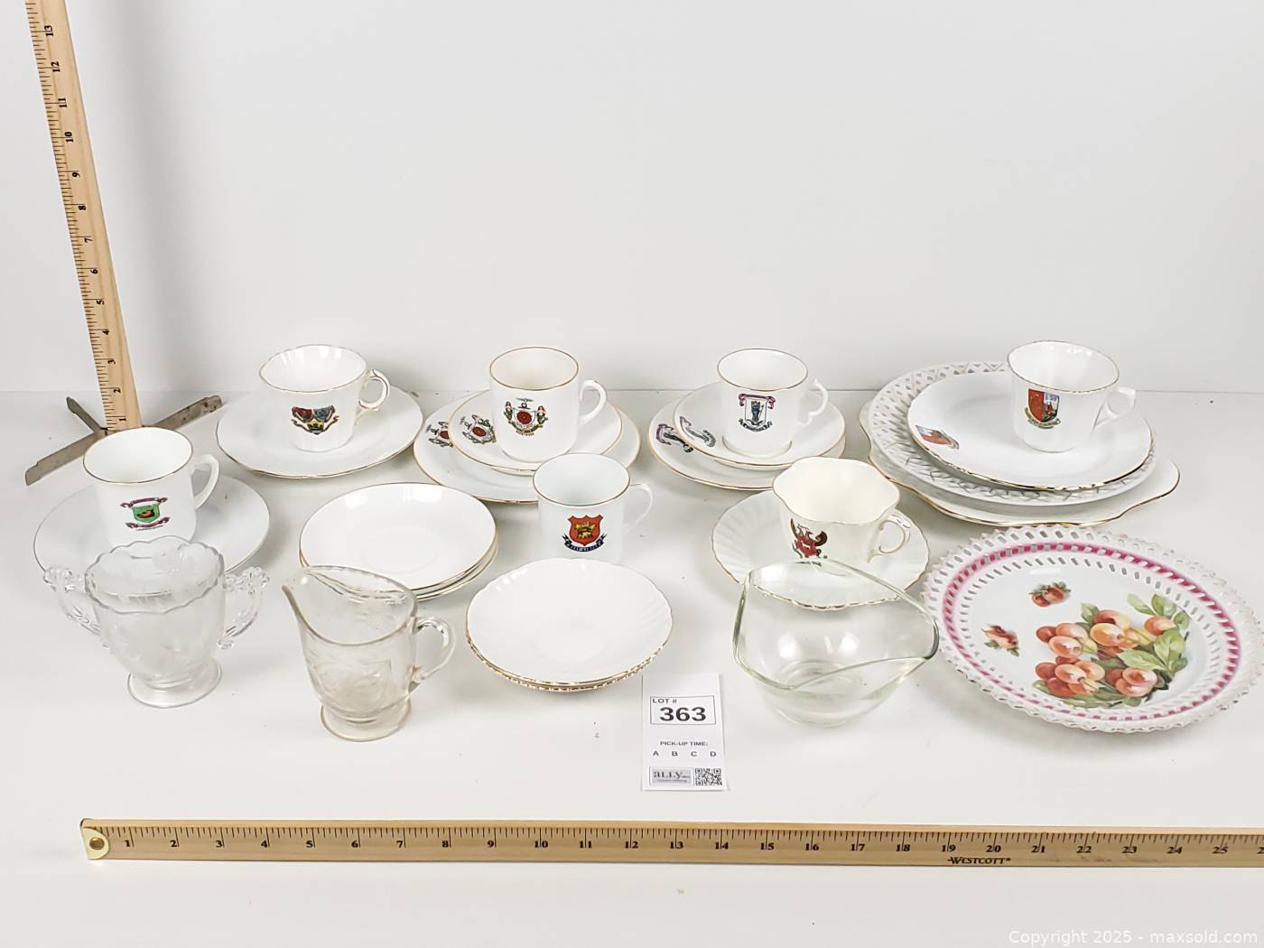 English crested china teacups, saucers, reticulated plates & glassware ...