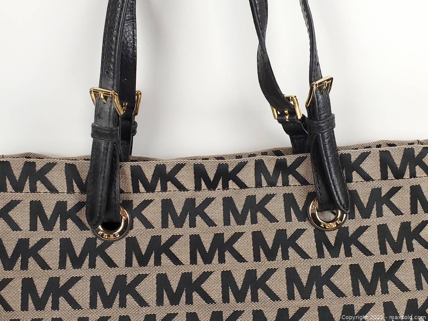 Michael Kors monogram canvas tote bag | Maxsold