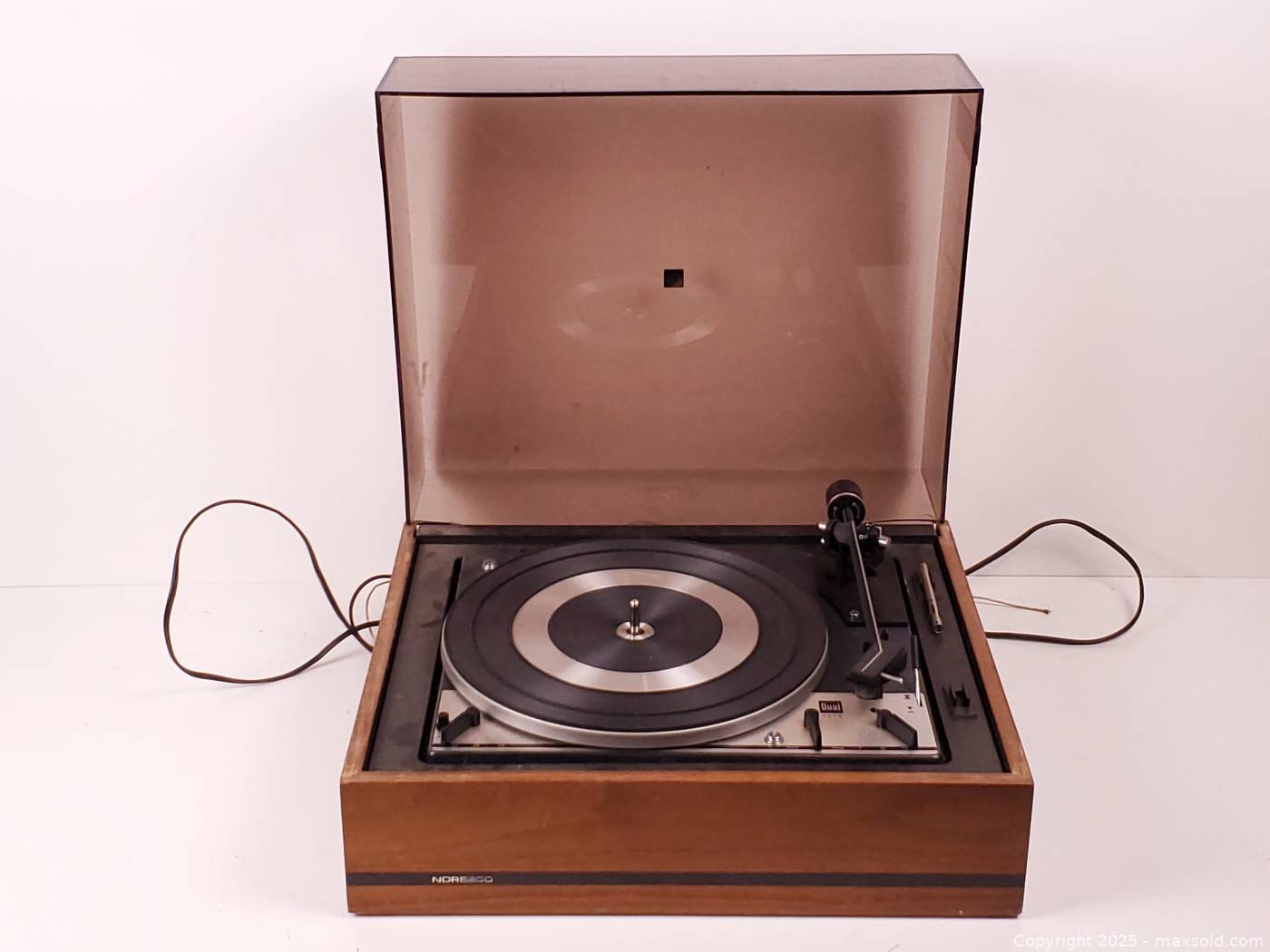 Noresco Dual 1215 record player | Maxsold