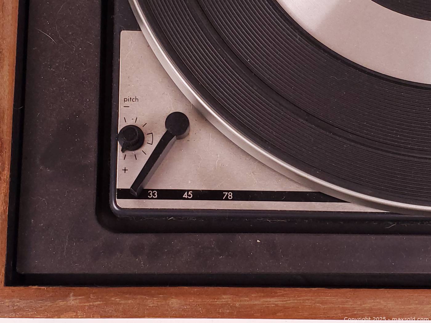 Noresco Dual 1215 record player | Maxsold