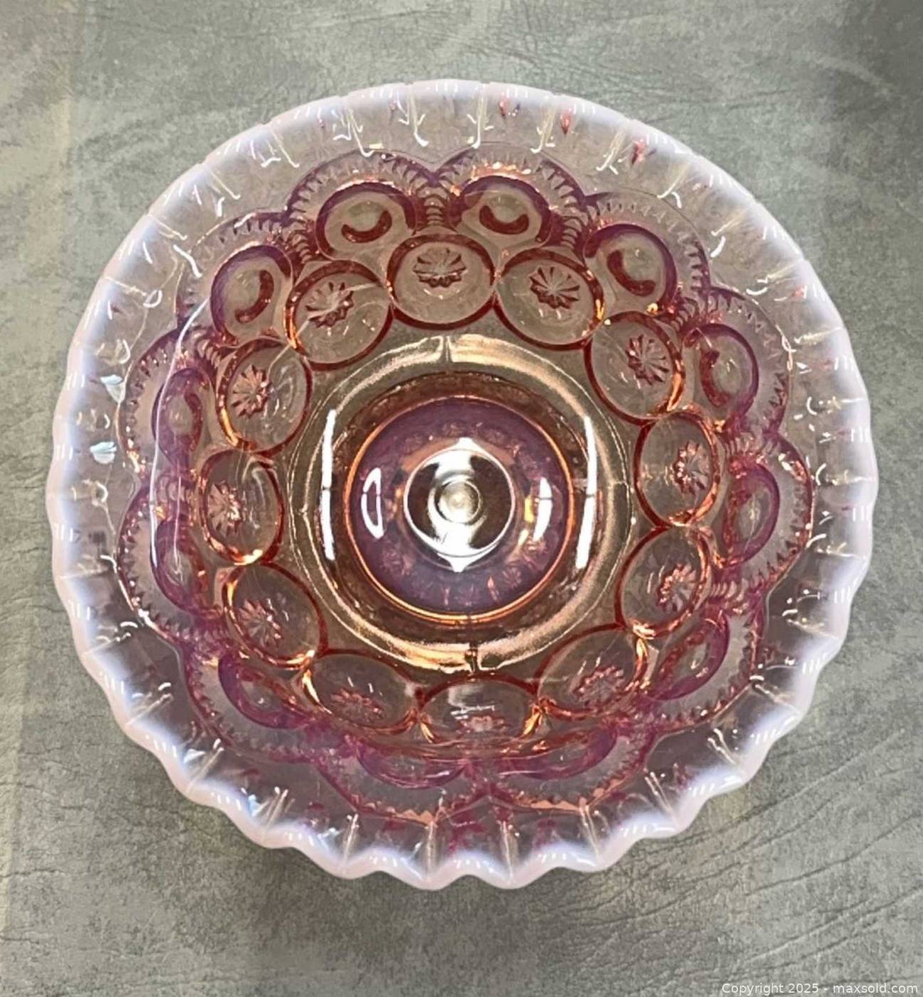 L.E. Smith Moon & Star Cranberry Opalescent Compote Bowl | Maxsold
