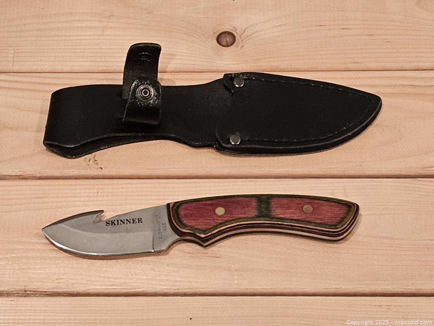 Stainless Gut-Hook Skinner Knife with Sheath | Maxsold