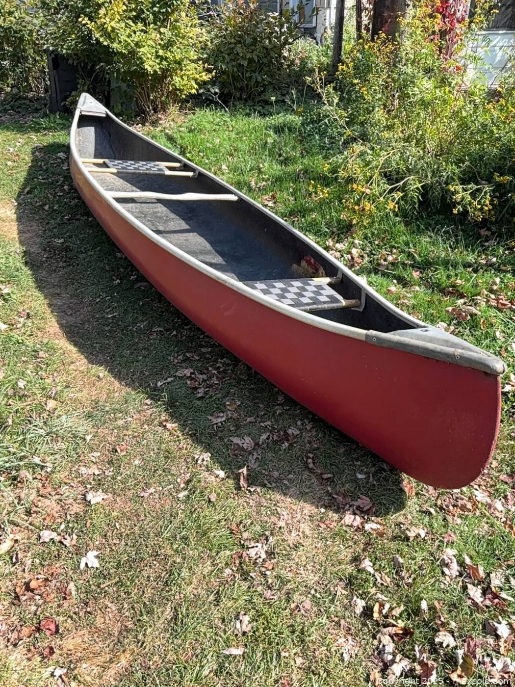 15 foot fiberglass canoe | Maxsold