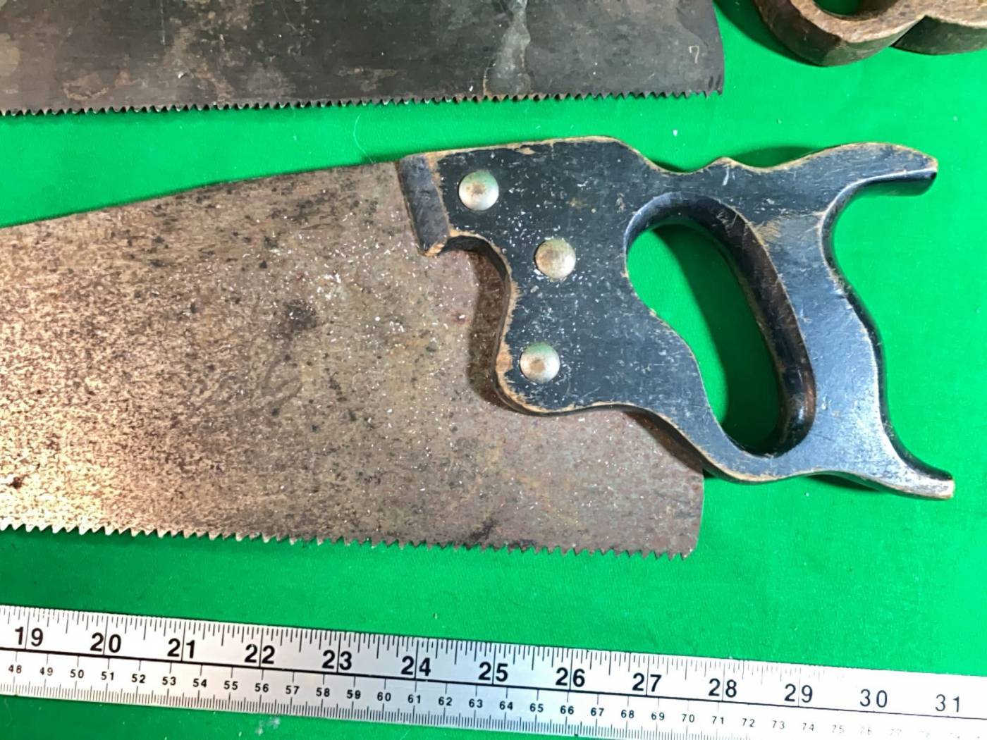 Hand saws, tin snips, coping saw frame | Maxsold