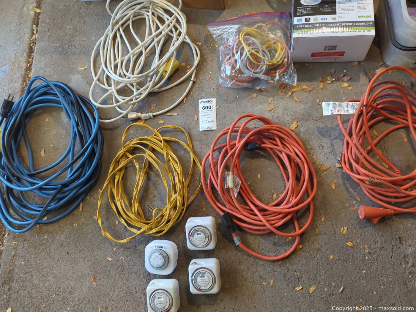 Extension cords and electrical supplies | Maxsold