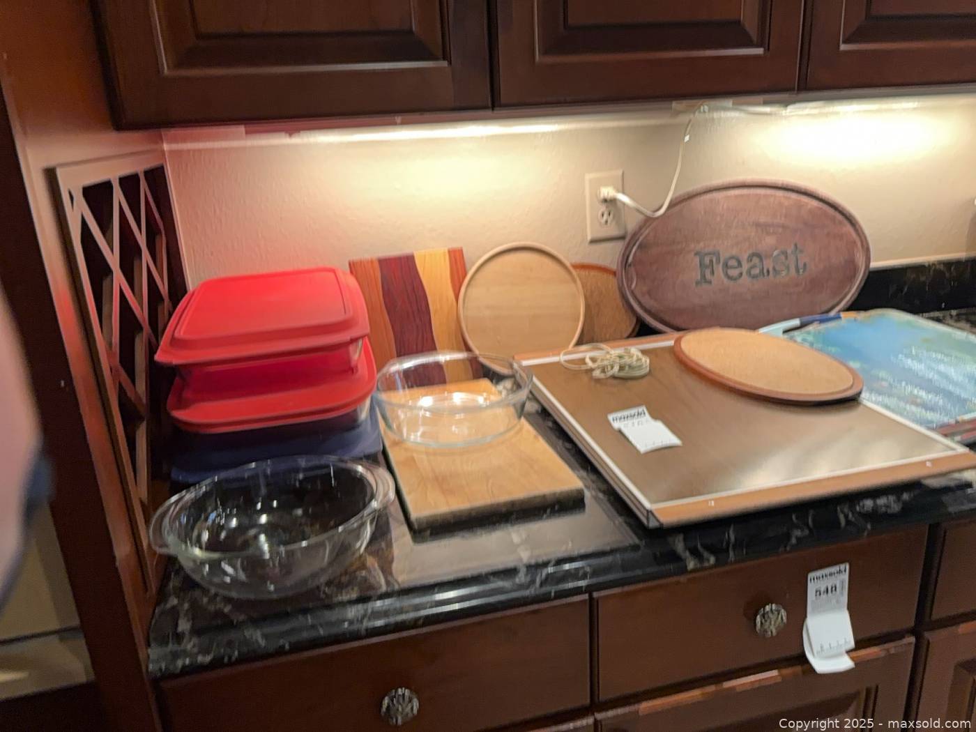 Pyrex Bowls, Baking Dishes, Wood Boards | Maxsold