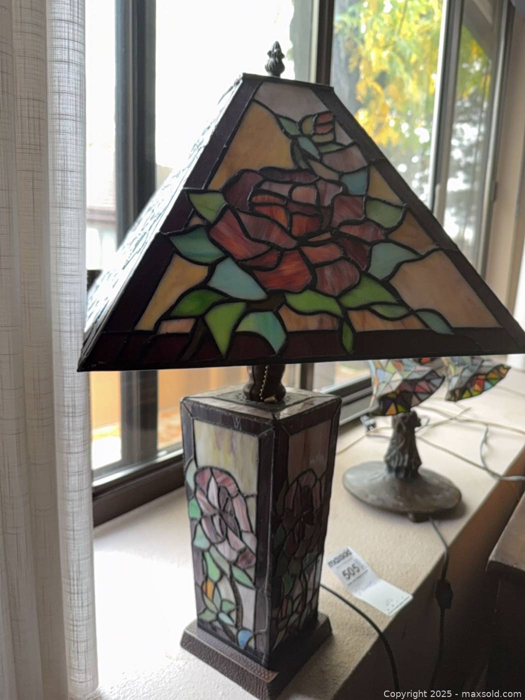 Tiffany-style stained glass lamps, pair | Maxsold
